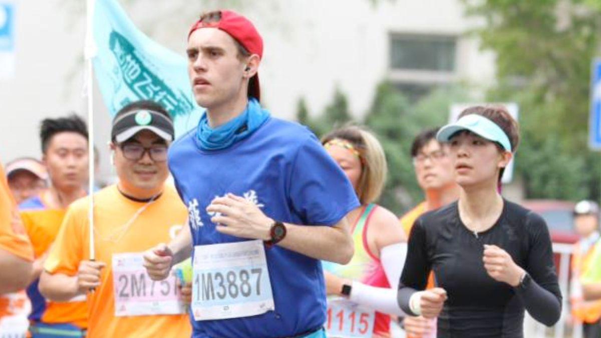 The Long Run: Phil Knox's Journey from Phoenix Park to Loch Ness | Run ...